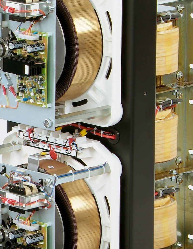 How Do Voltage Stabilisers Work?